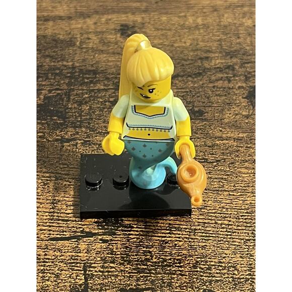 Lego | Toys | Lego Genie Girl Minifigure Series 2 Collectible 7107 With ...